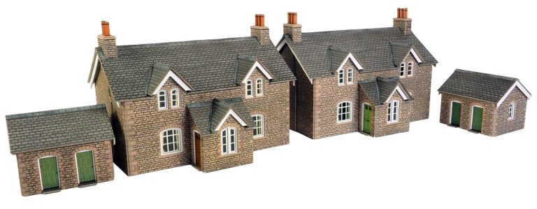 PO255 00/H0 Scale Workers Cottages - Metcalfe Models